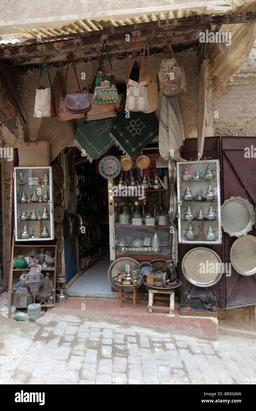 Medina shop Fez Fes Morocco Stock Photo - Alamy