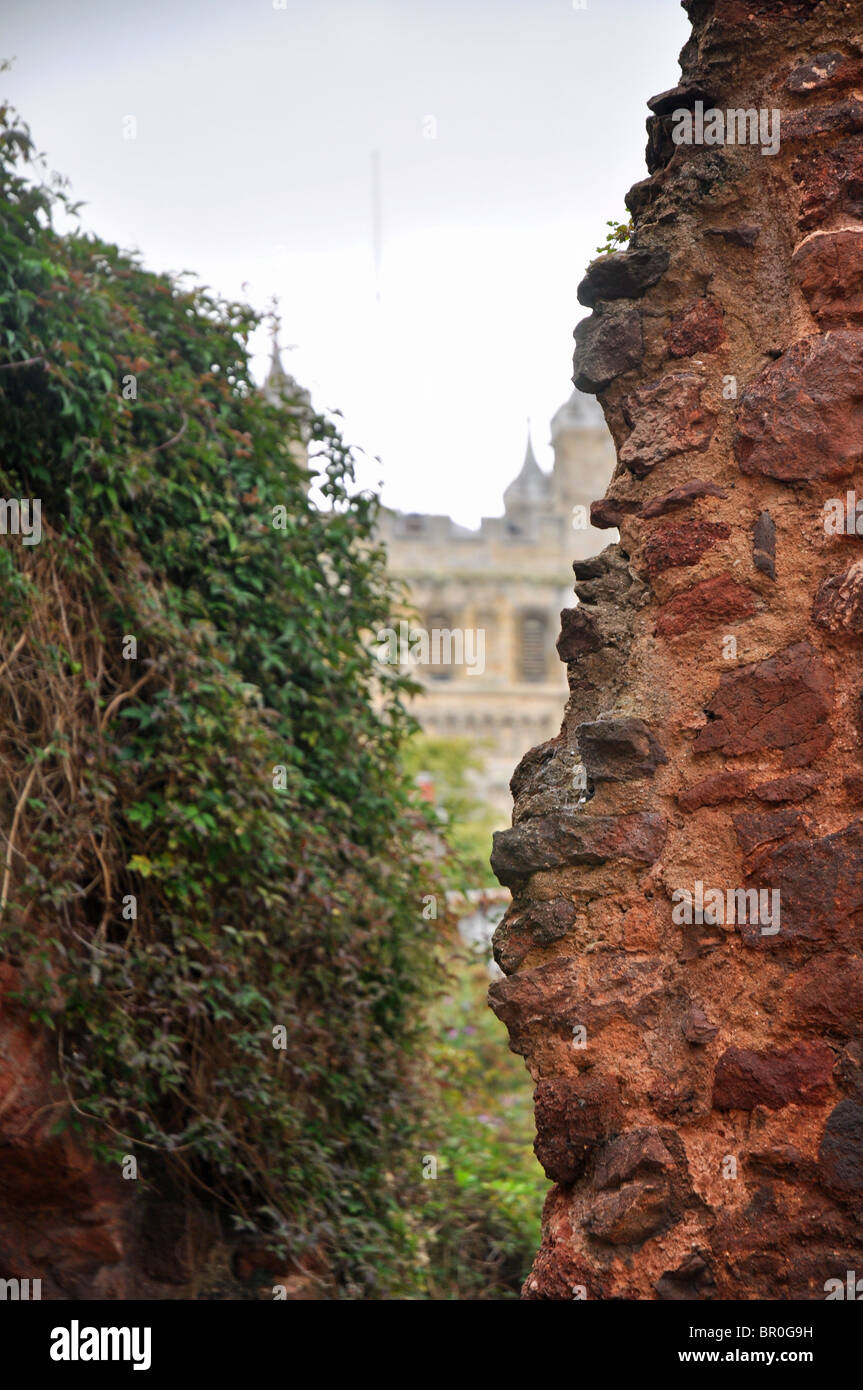 Exeter city wall hi-res stock photography and images - Alamy