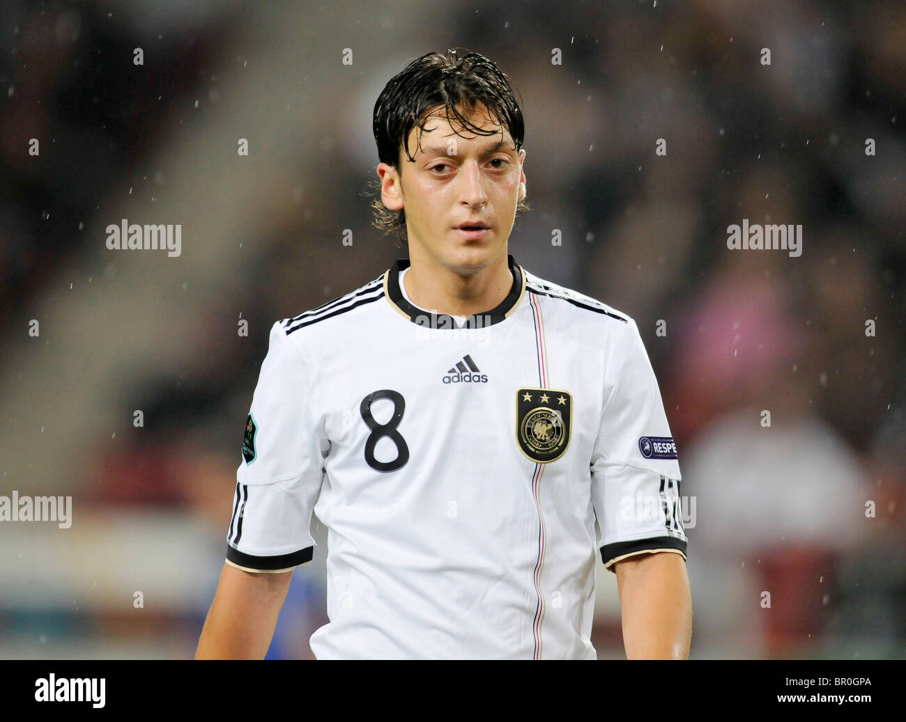 Mesut oezil hi-res stock photography and images - Alamy