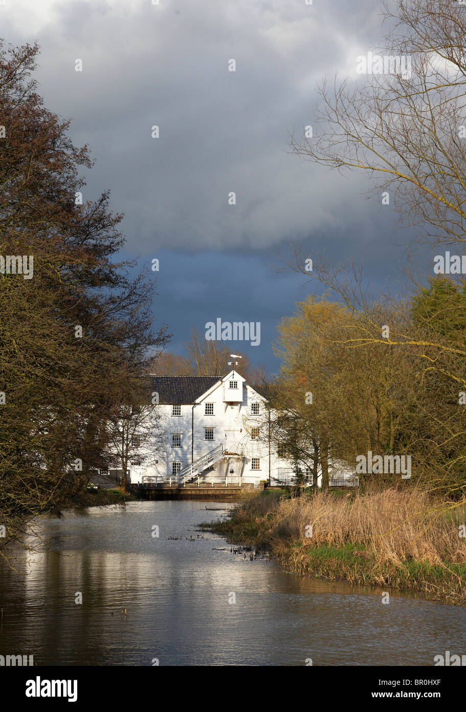 Watermill residence hi-res stock photography and images - Alamy