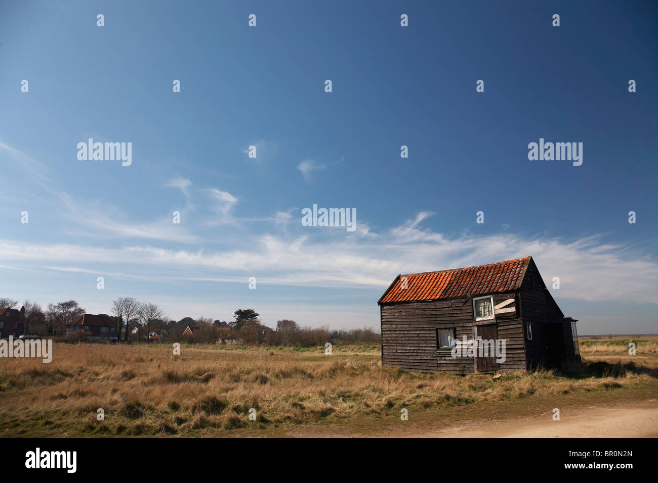 Old wooden uk barn hi-res stock photography and images - Alamy