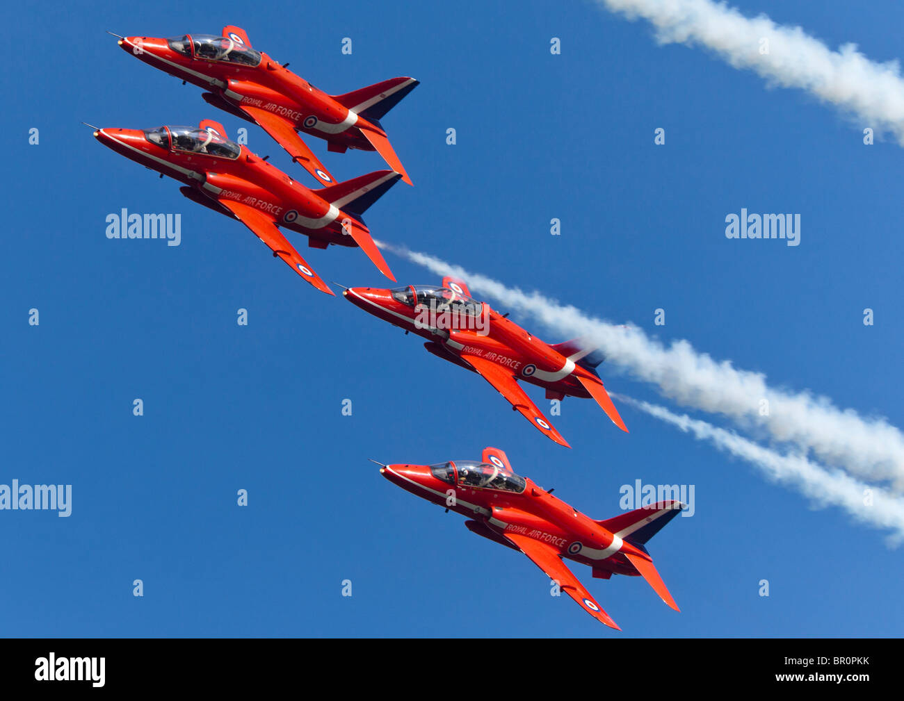Raf red arrows aerobatic display team hi-res stock photography and ...