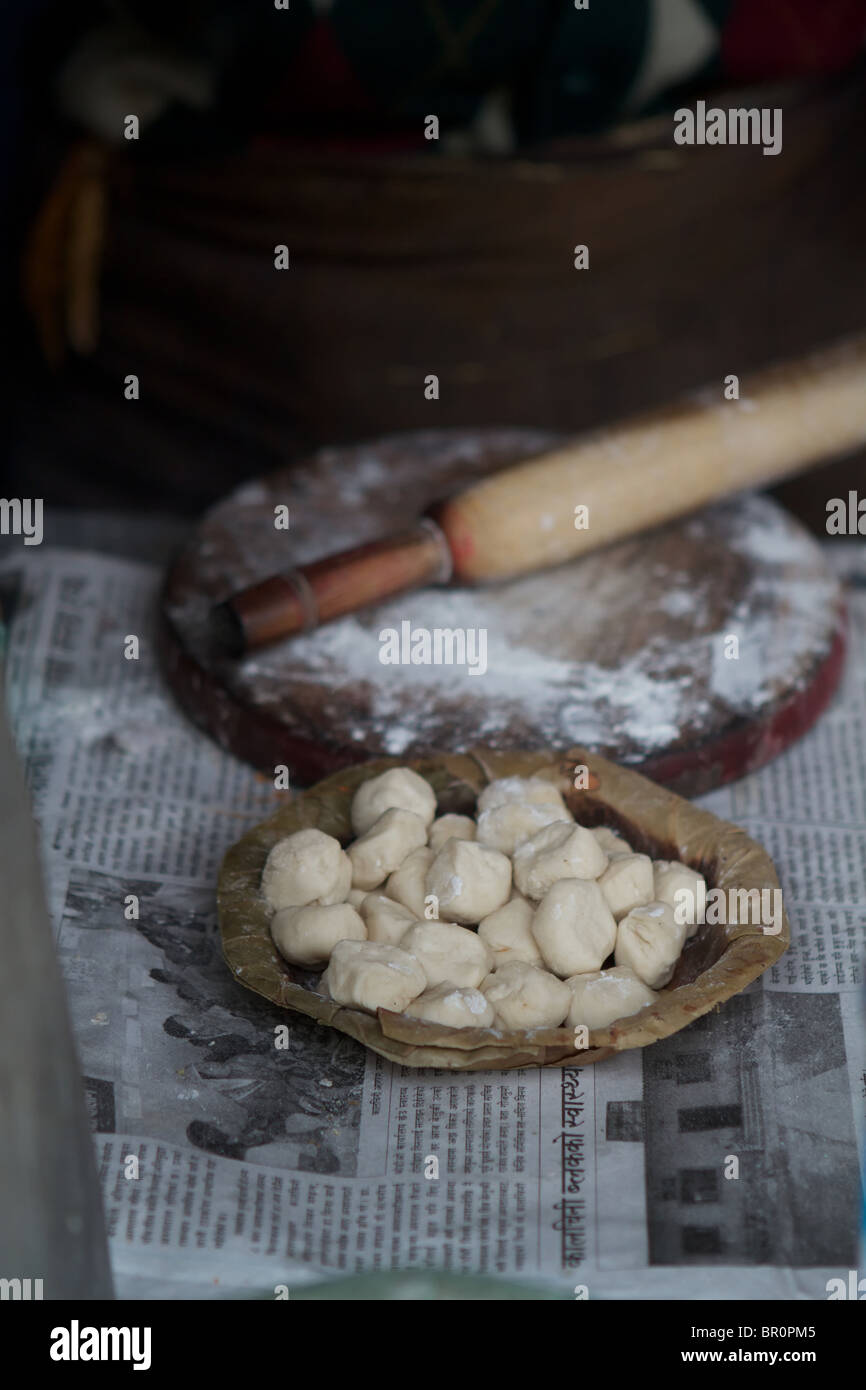 making momo by hand Stock Photo - Alamy
