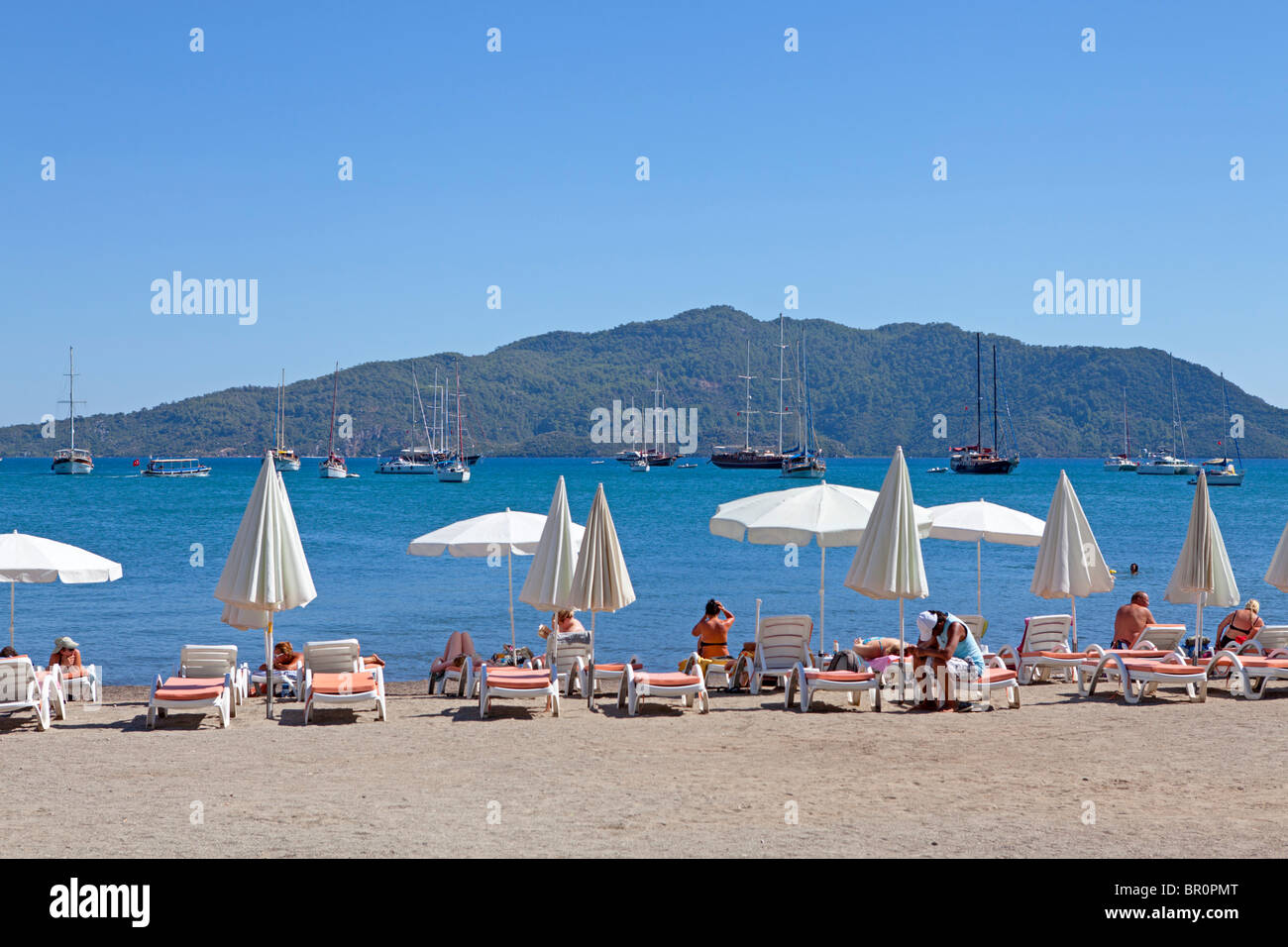 Turkey boat beach hi-res stock photography and images - Alamy