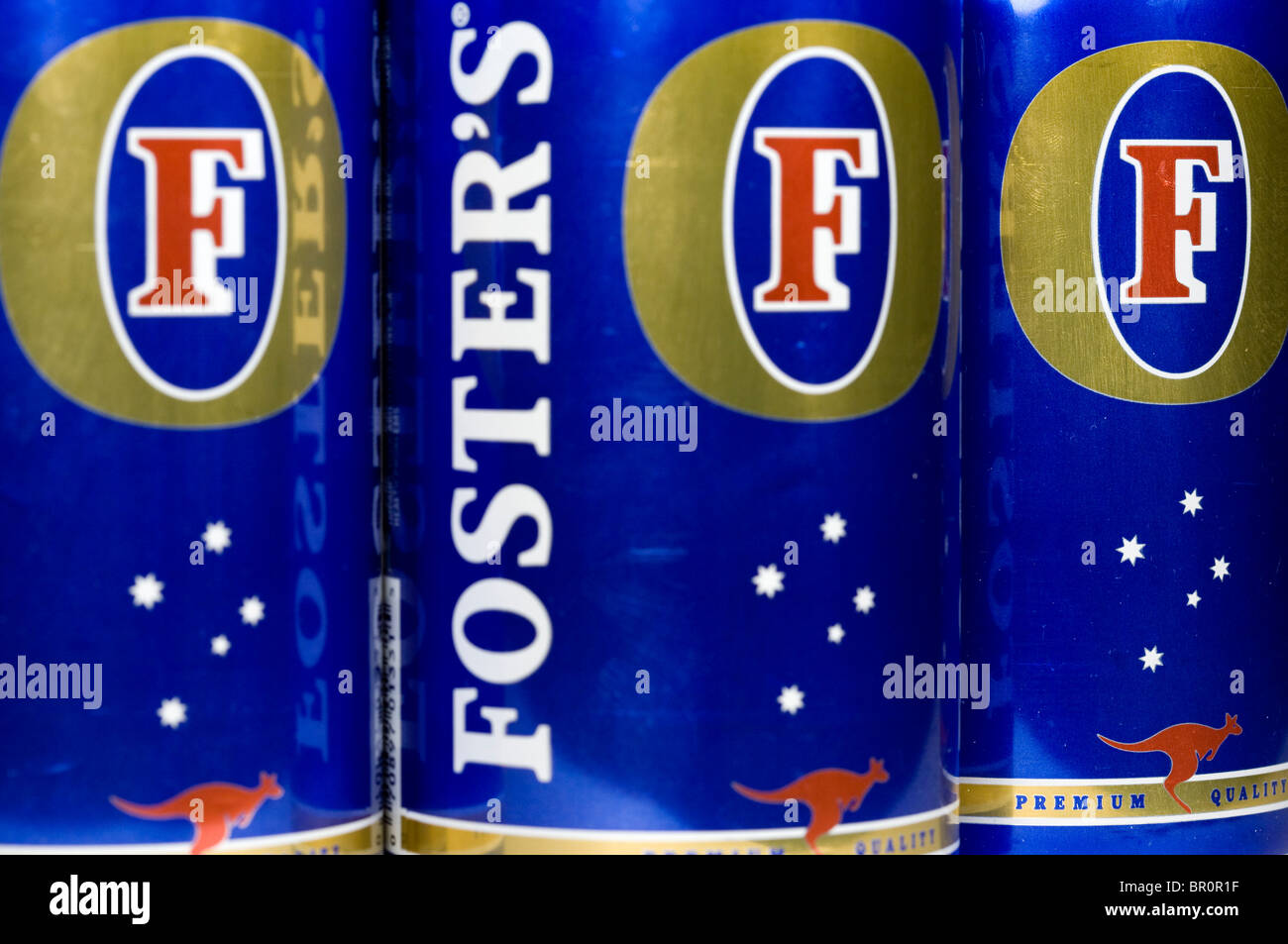Foster's beer "Oil Cans Stock Photo - Alamy