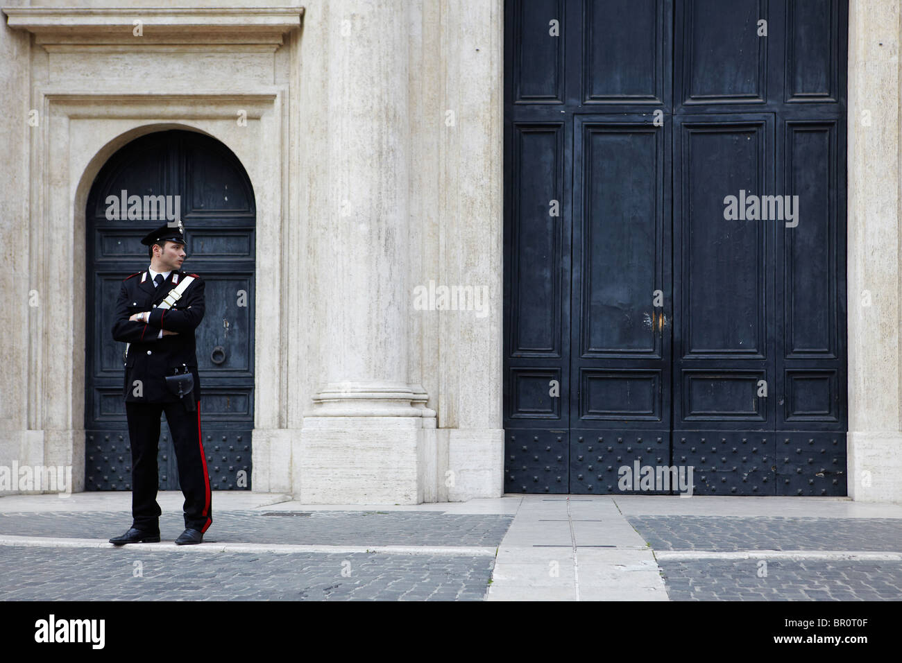 Italian police officer looks hi-res stock photography and images - Alamy