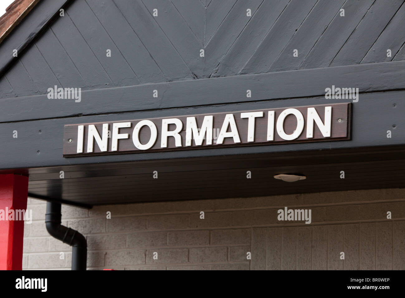 Twycross zoo sign hi-res stock photography and images - Alamy