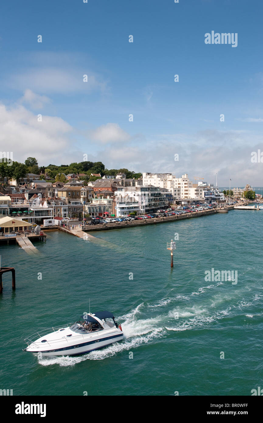 Isle of wight boats hi-res stock photography and images - Alamy
