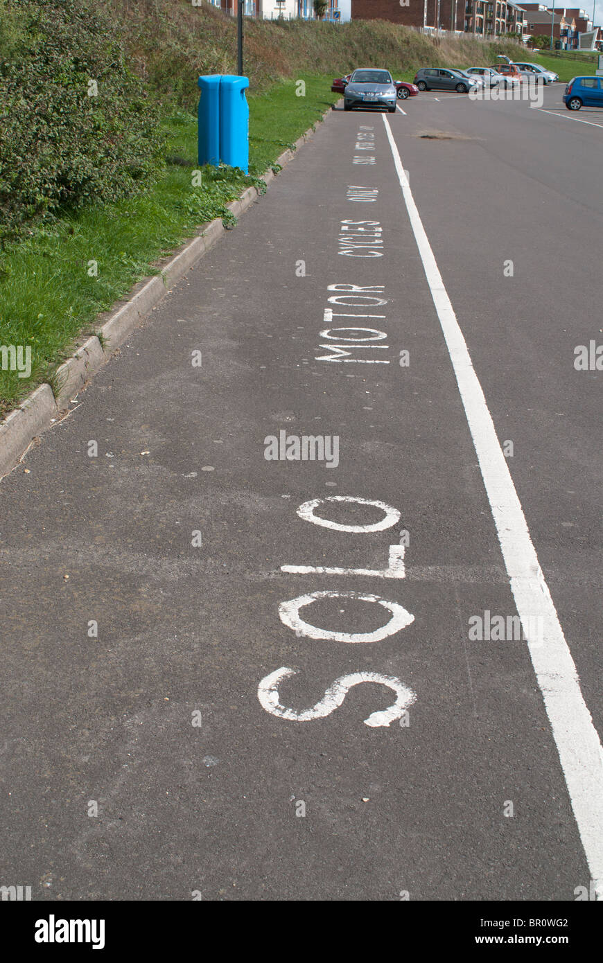 Solo motorcycle parking hi-res stock photography and images - Alamy