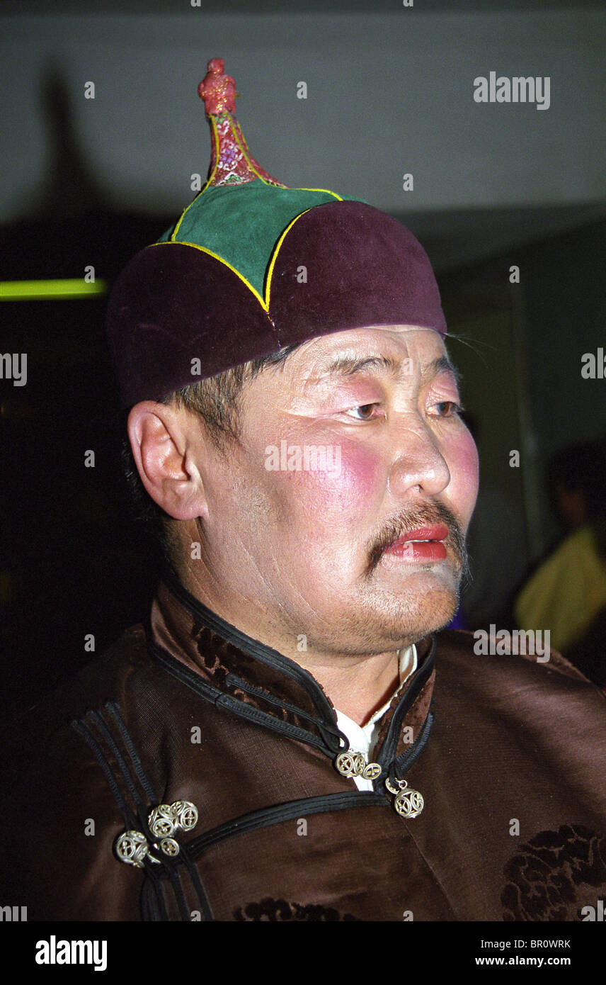 Theater Mongolia mongolie Mongolie traditional dress native people ...