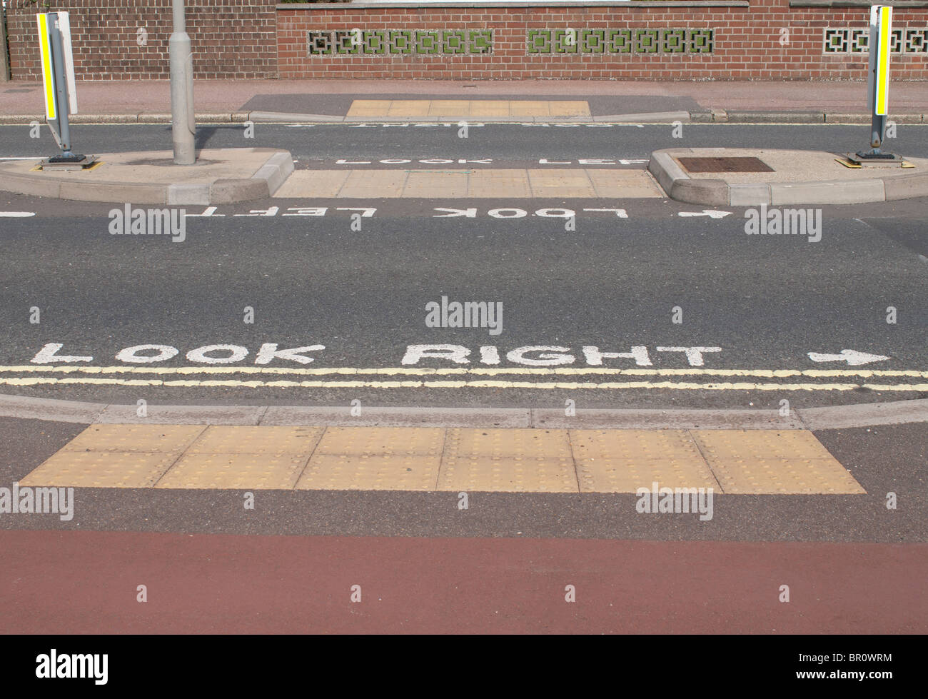 Pedestrian road hi-res stock photography and images - Alamy