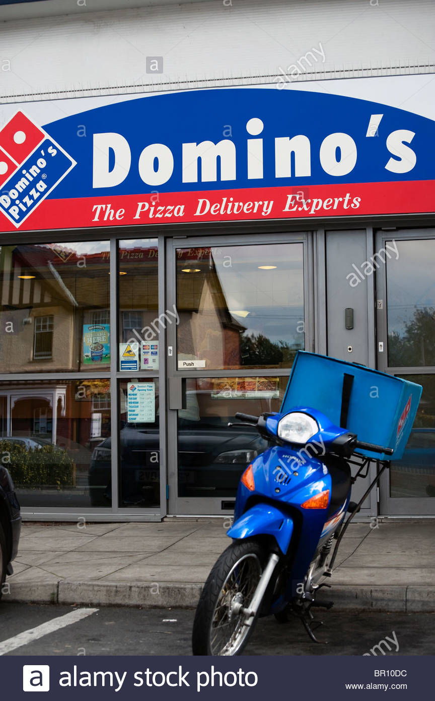 Dominos Pizza Delivery Bike Stock Photos & Dominos Pizza Delivery Bike ...