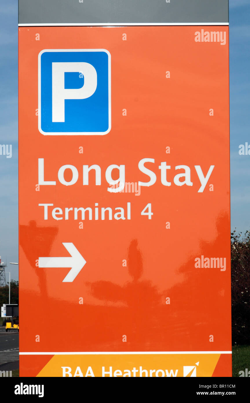 Heathrow terminal 4 sign High Resolution Stock Photography and Images ...