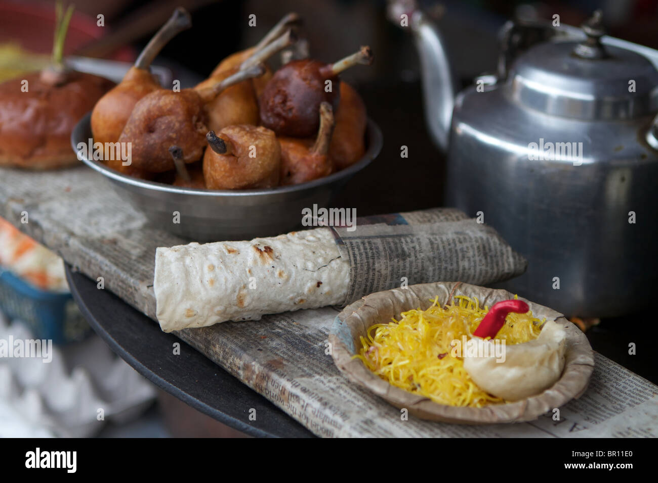 street food in darjeeling Stock Photo - Alamy