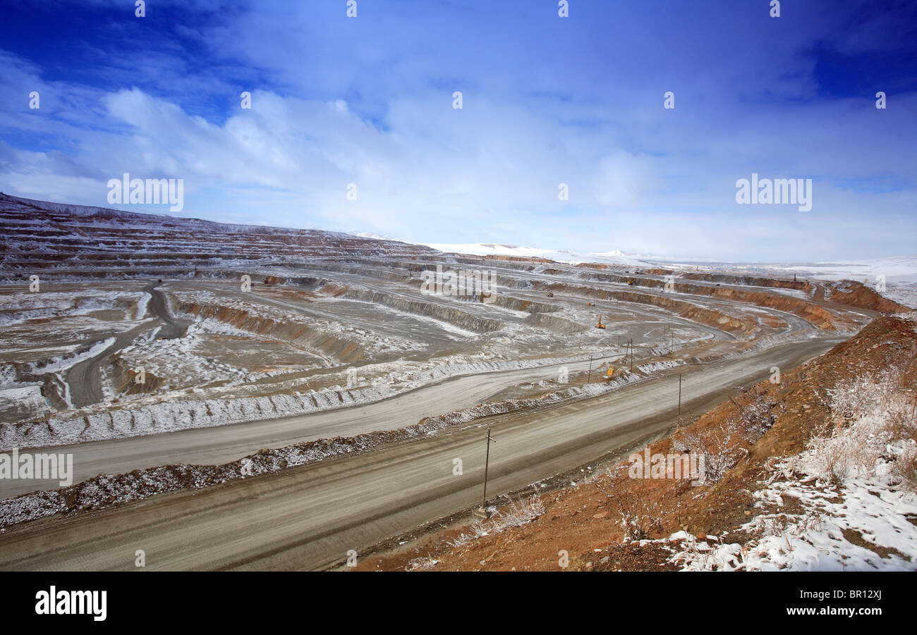 Erdenet mining hi-res stock photography and images - Alamy