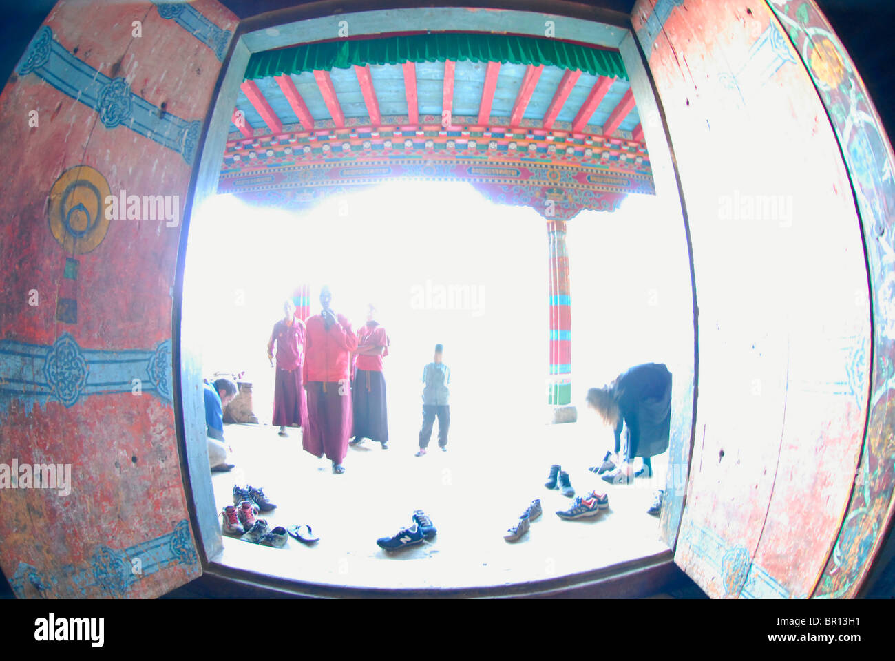 Buddhist monks backlit hi-res stock photography and images - Alamy