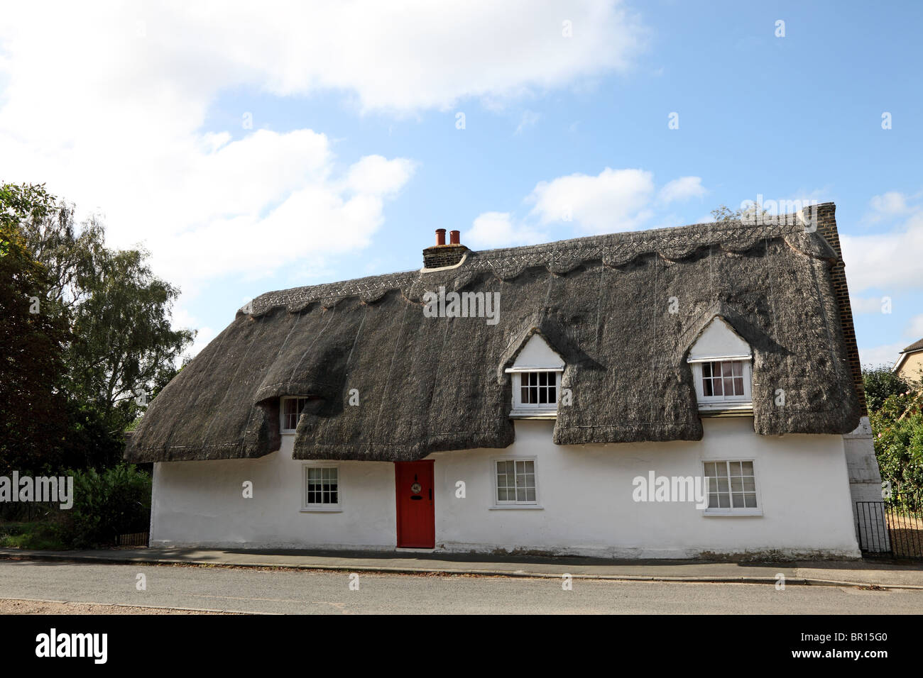Thatched cottage Milton Stock Photo - Alamy