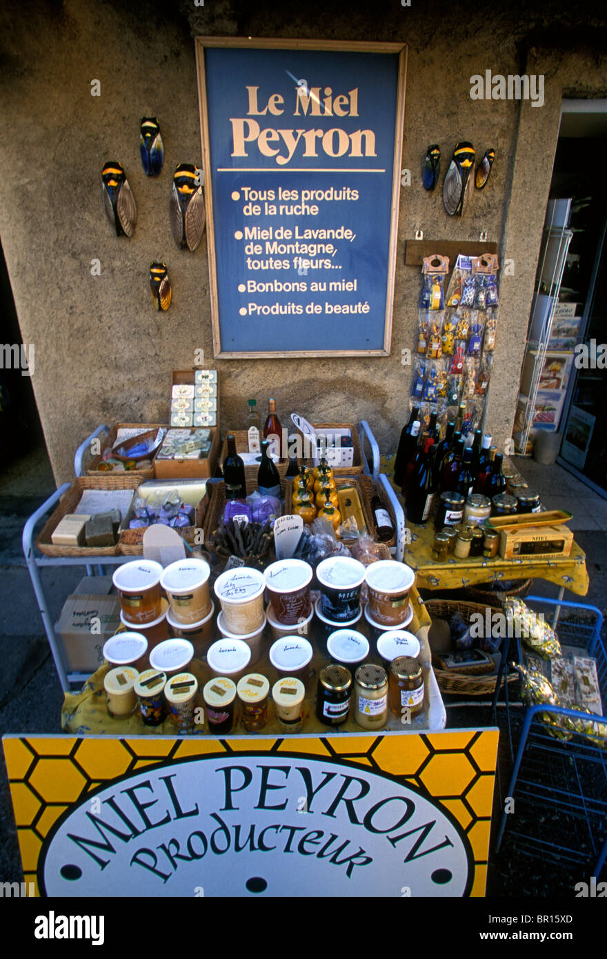 Honey store hi-res stock photography and images - Alamy