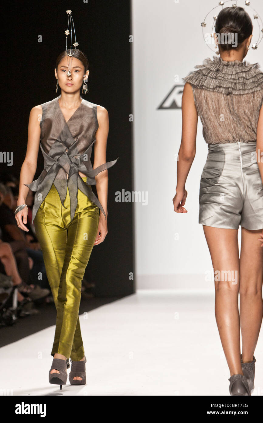 10 September 2010 -New Yok,USA - Project Runway season 8 Andy South ...