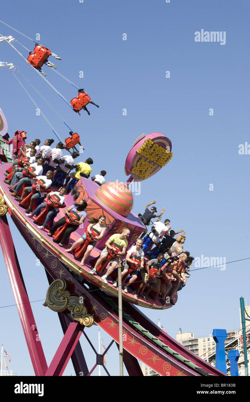 Love for thrills hi-res stock photography and images - Alamy