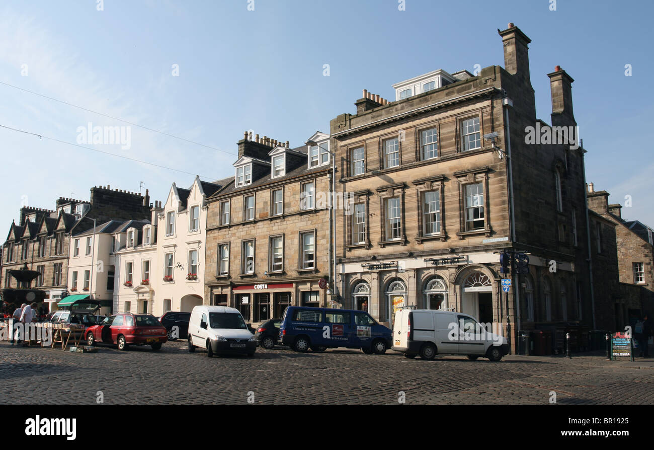 St andrews street scene hi-res stock photography and images - Alamy
