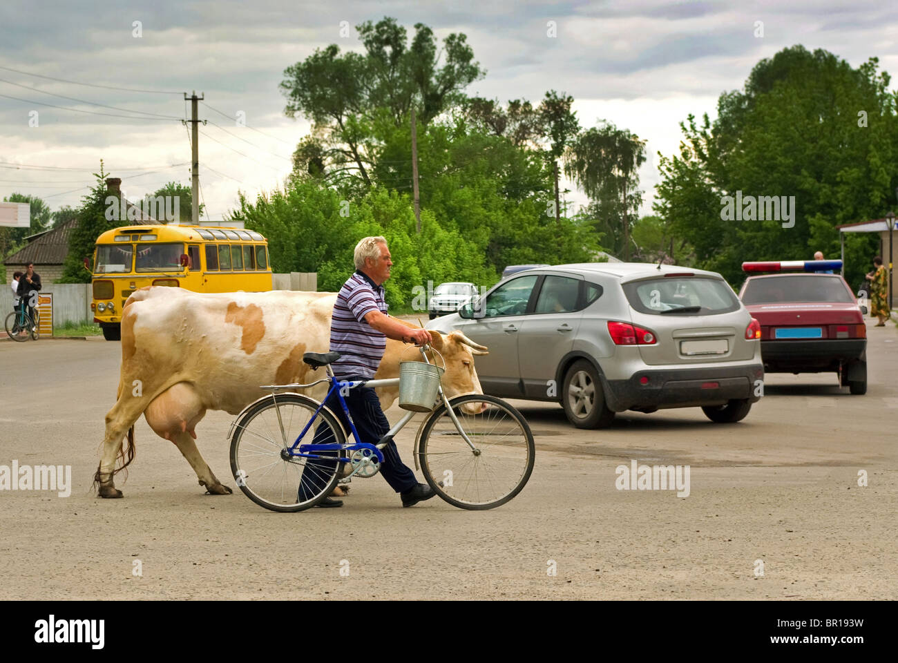 Milk delivery man hi-res stock photography and images - Alamy