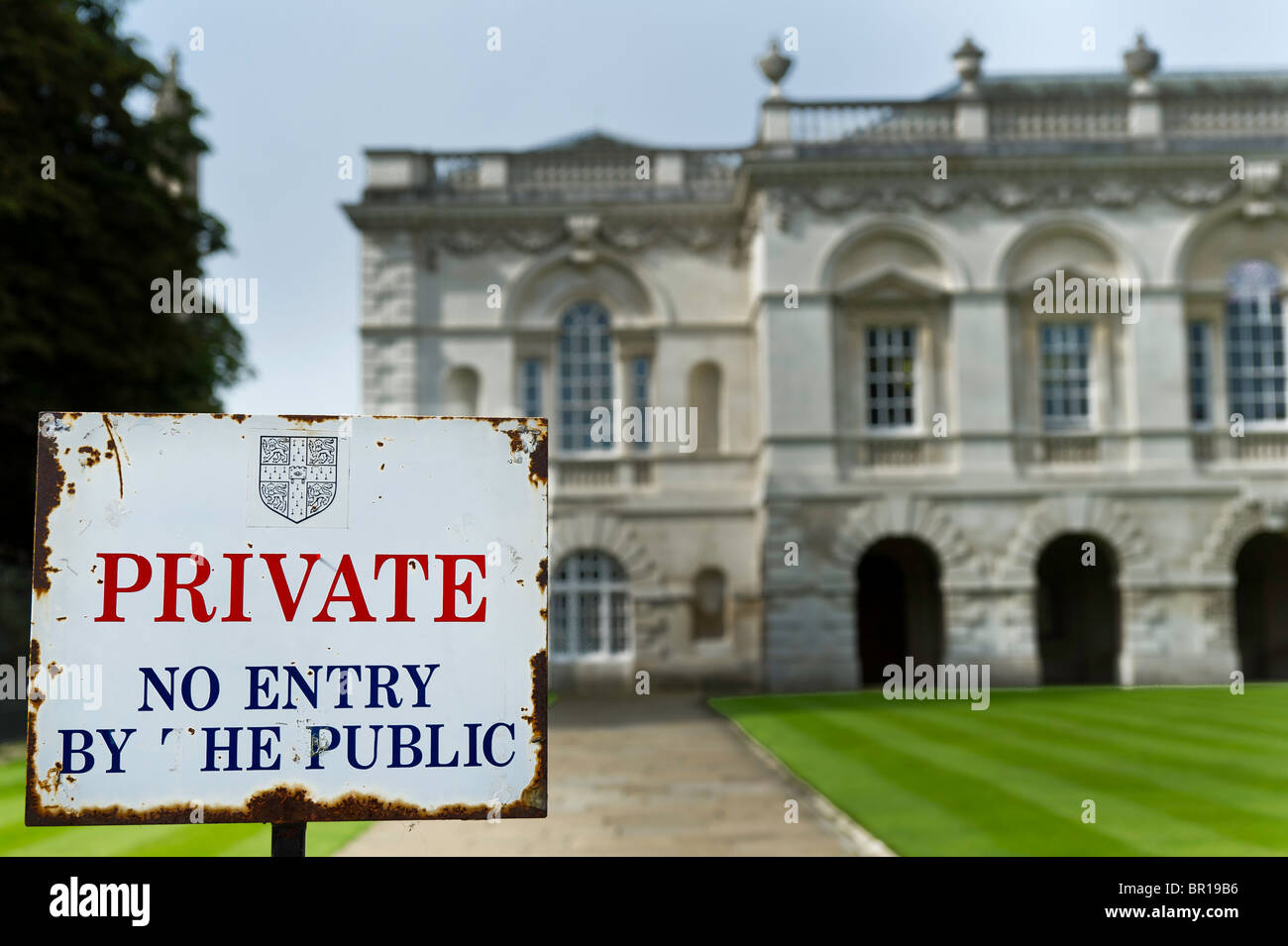 Private notice outside Senate House, Cambridge university Stock Photo ...