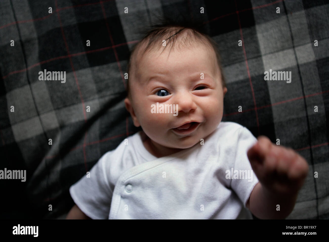 Crying baby girl lying on hi-res stock photography and images - Alamy