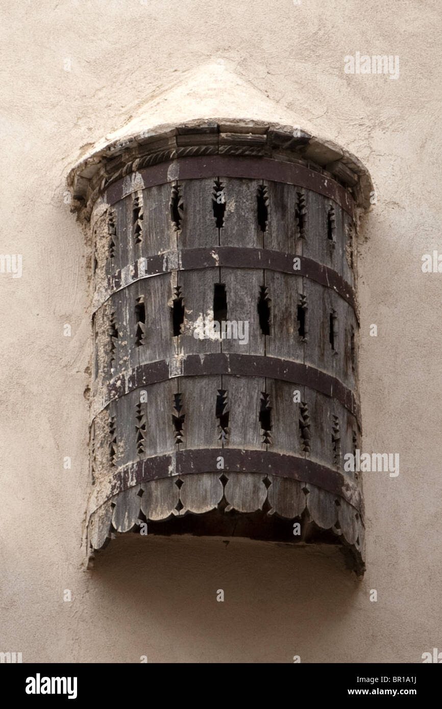 Cedar window hi-res stock photography and images - Alamy