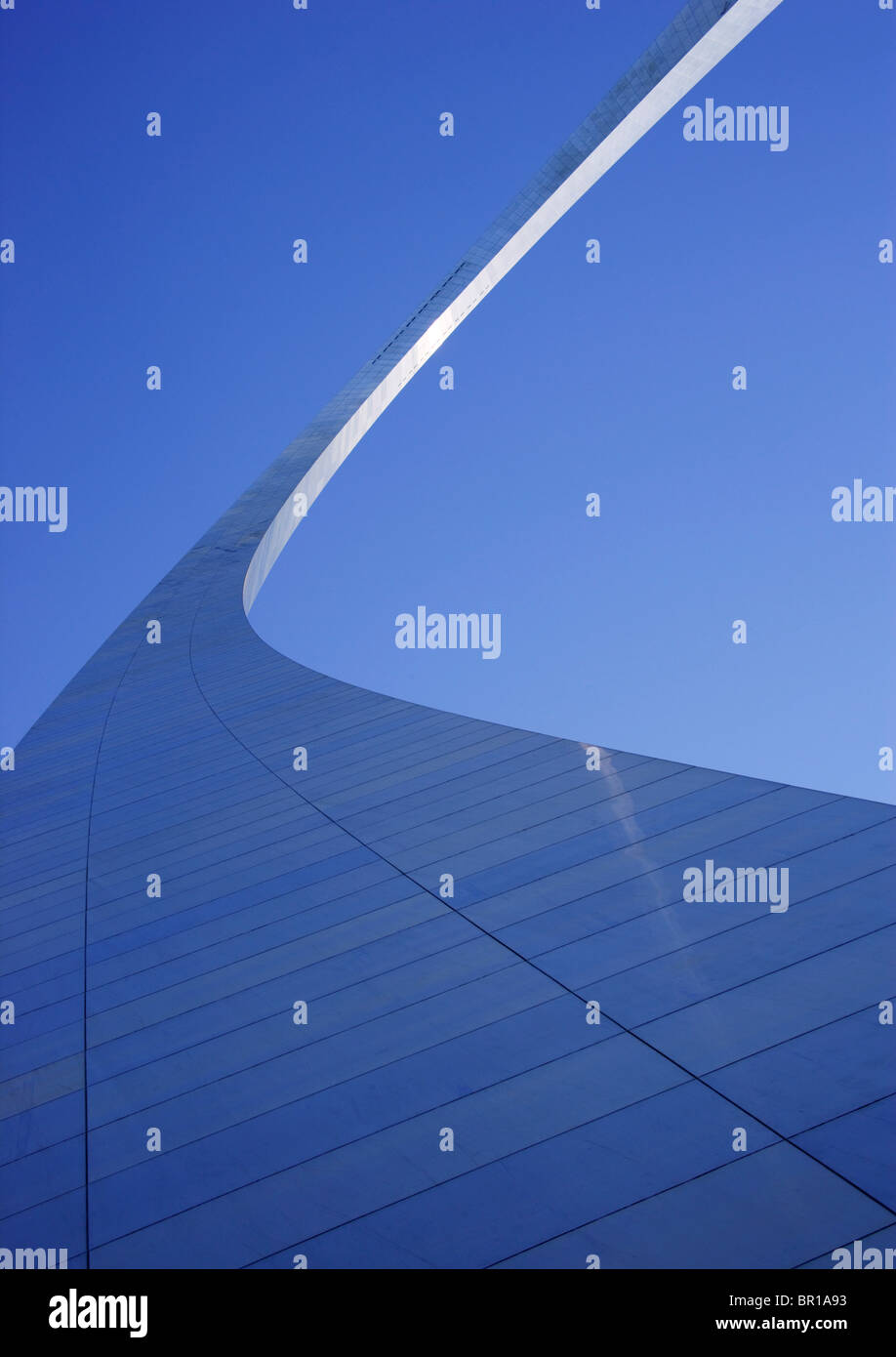 Upward view of The Gateway Arch in St. Louis, Missouri Stock Photo - Alamy