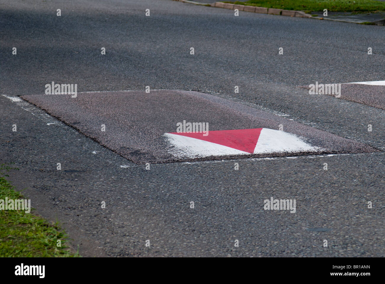 Speed hump hi-res stock photography and images - Alamy