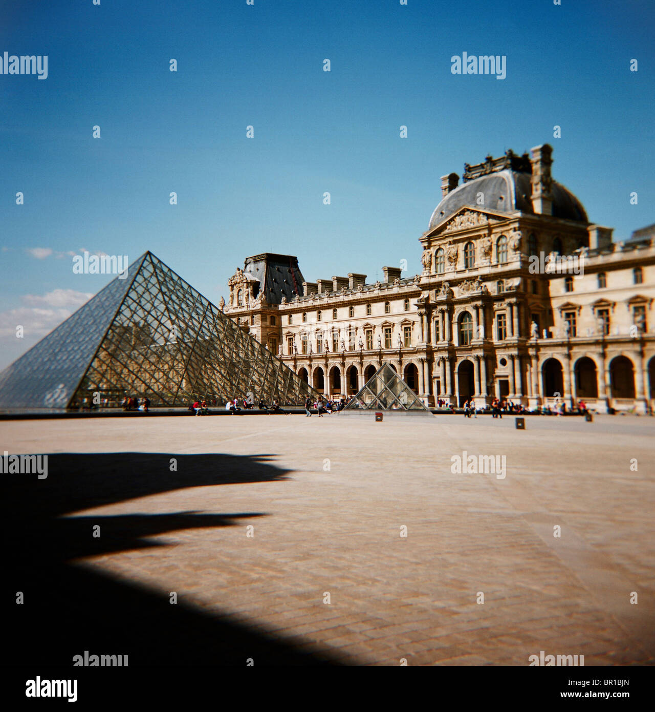 Paris, France, Le Louvre museum, pyramid Stock Photo - Alamy