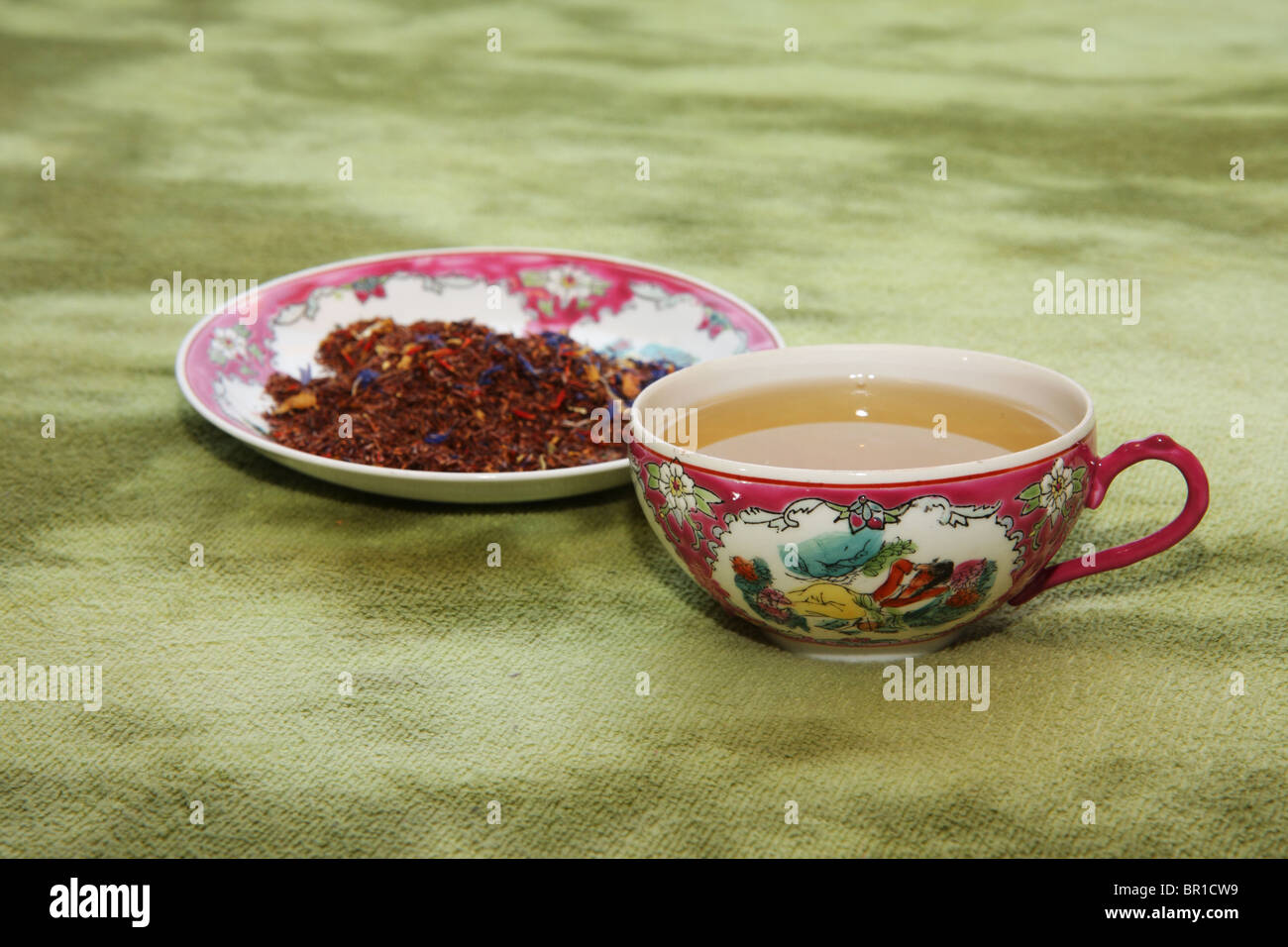 Chinese tea cup hi-res stock photography and images - Alamy