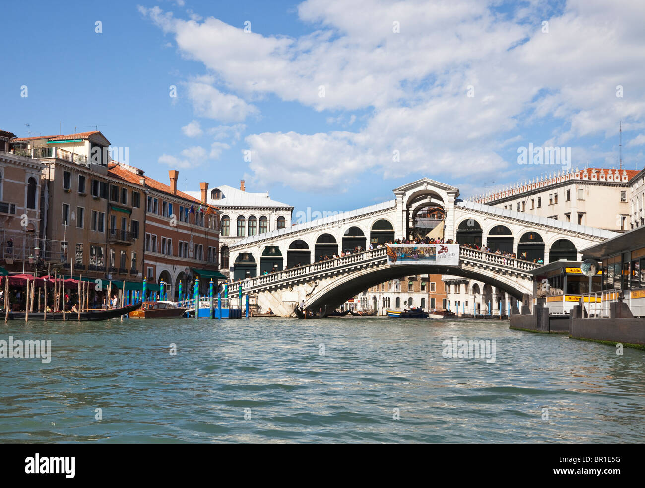 Rialto bridge venice italy hi-res stock photography and images - Alamy