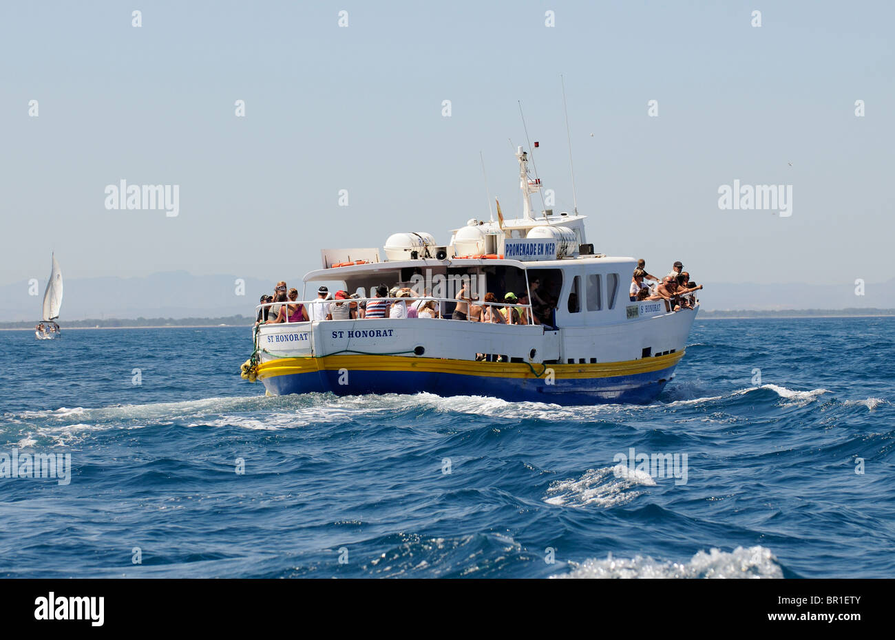 Motorboat excursions hi-res stock photography and images - Alamy