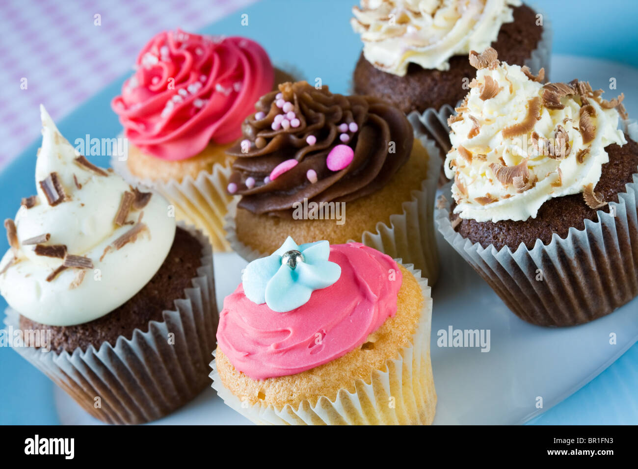 Array cupcakes hi-res stock photography and images - Alamy