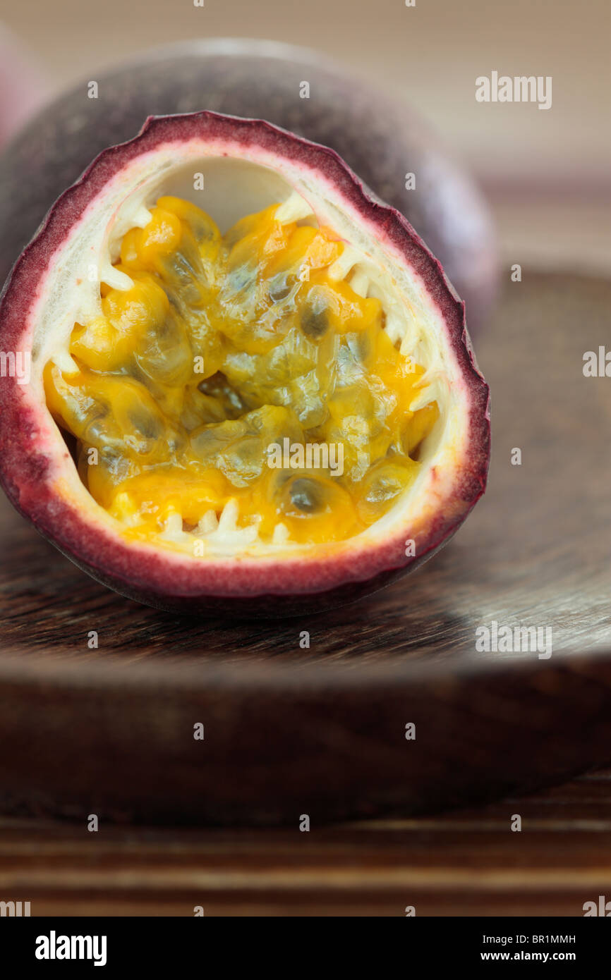 Whole sliced passion fruit hi-res stock photography and images - Alamy