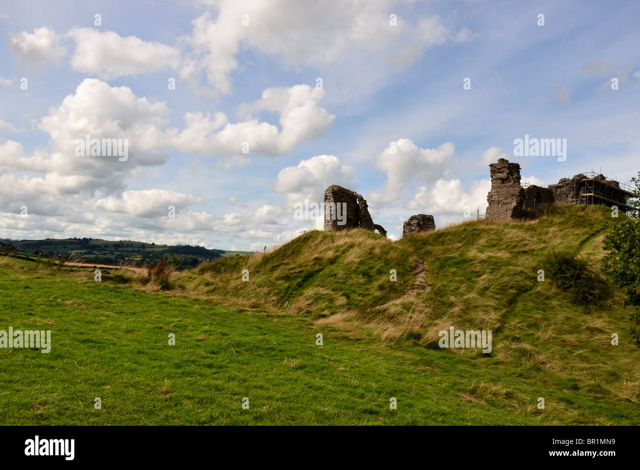 Shropshire clun castle hi-res stock photography and images - Alamy