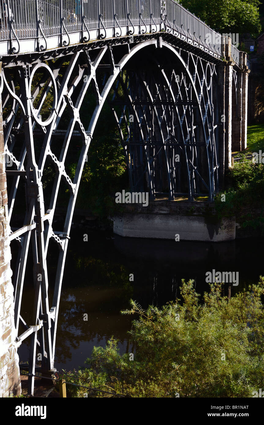 The world's first Iron bridge - at Ironbridge Stock Photo - Alamy