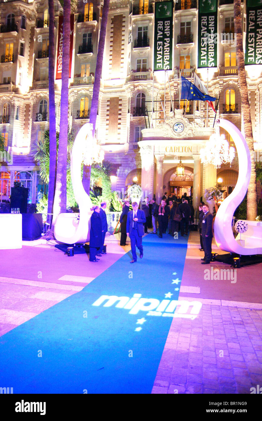 Mapic High Resolution Stock Photography and Images - Alamy
