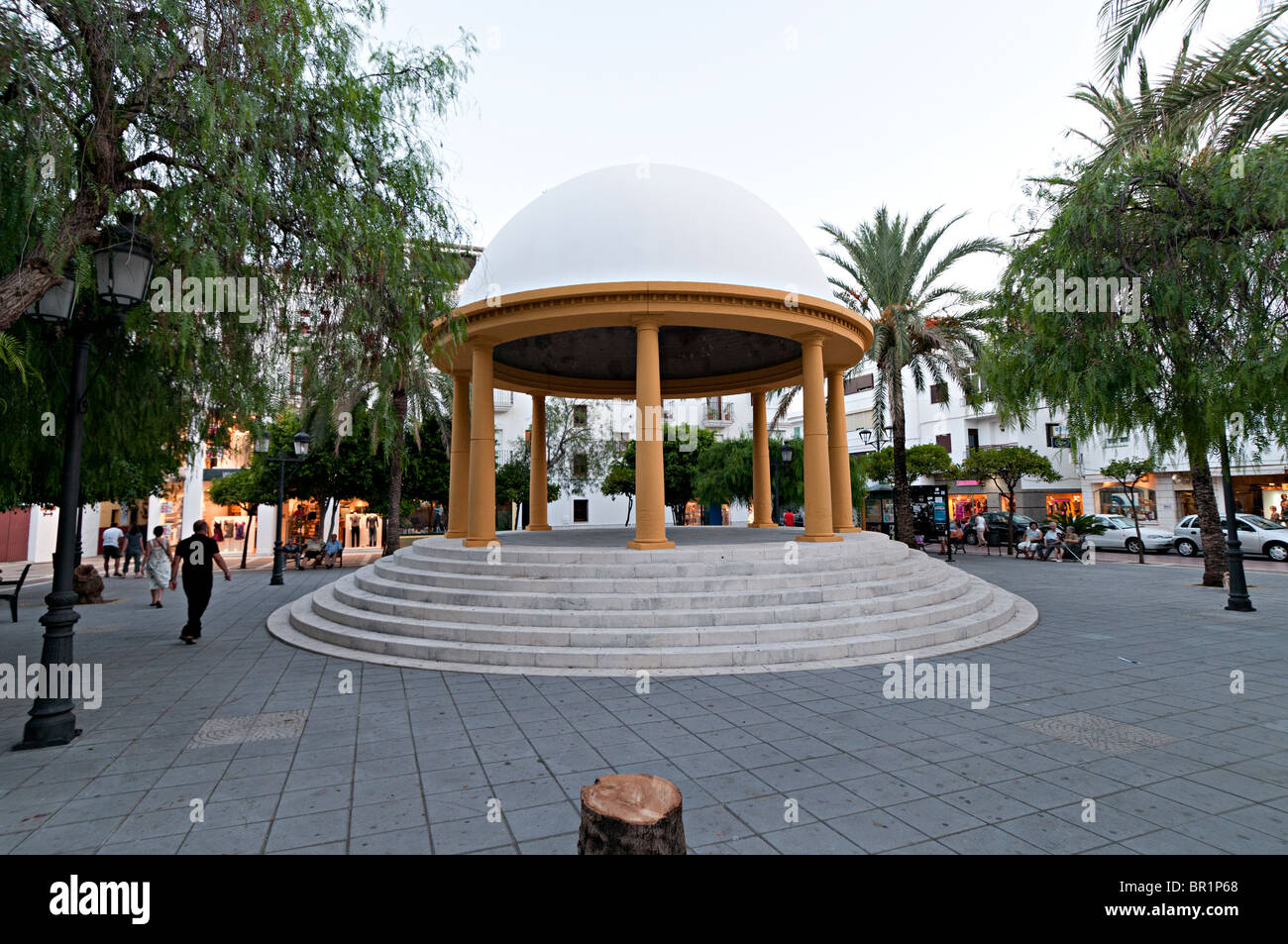 Main square estepona spain Stock Photo - Alamy