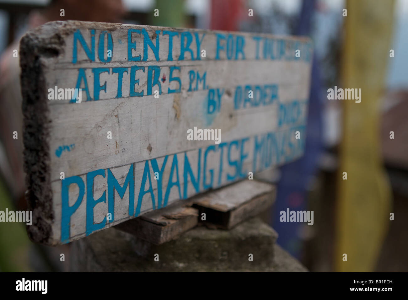 pemayangtse gompa signboard Stock Photo - Alamy