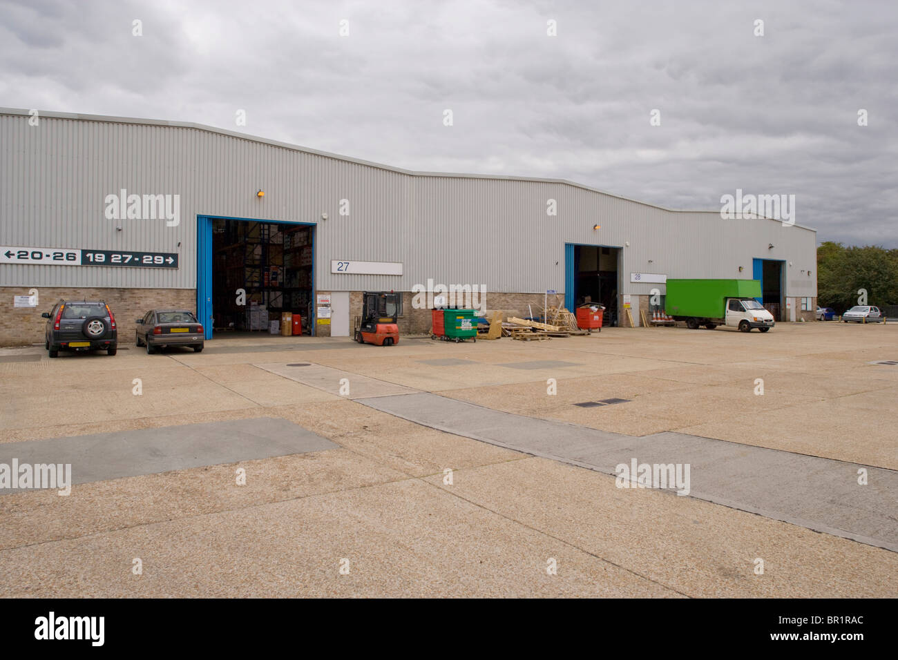 Warehouse distribution centre Stock Photo - Alamy