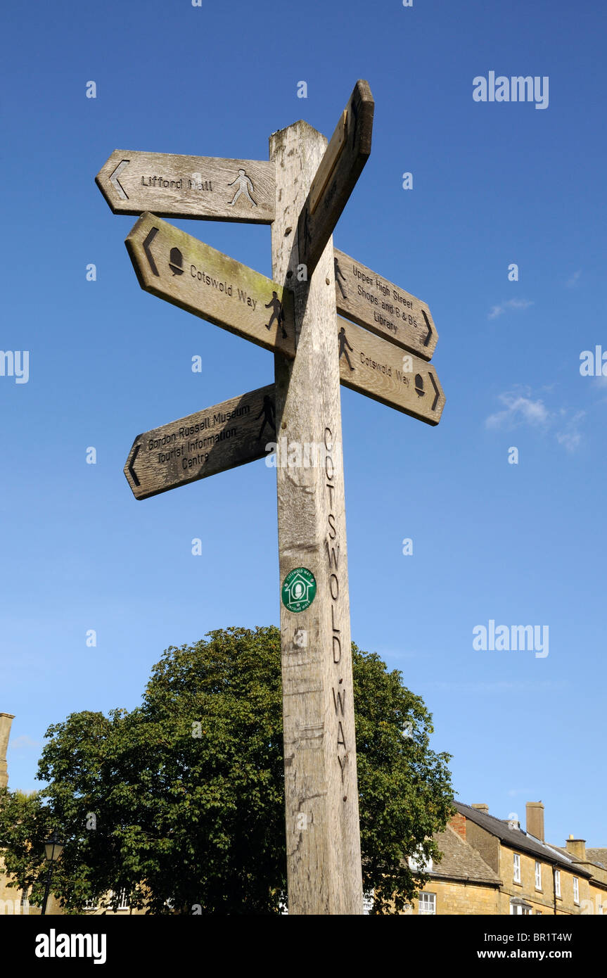 Tourist sign Broadway The Cotswolds Stock Photo - Alamy