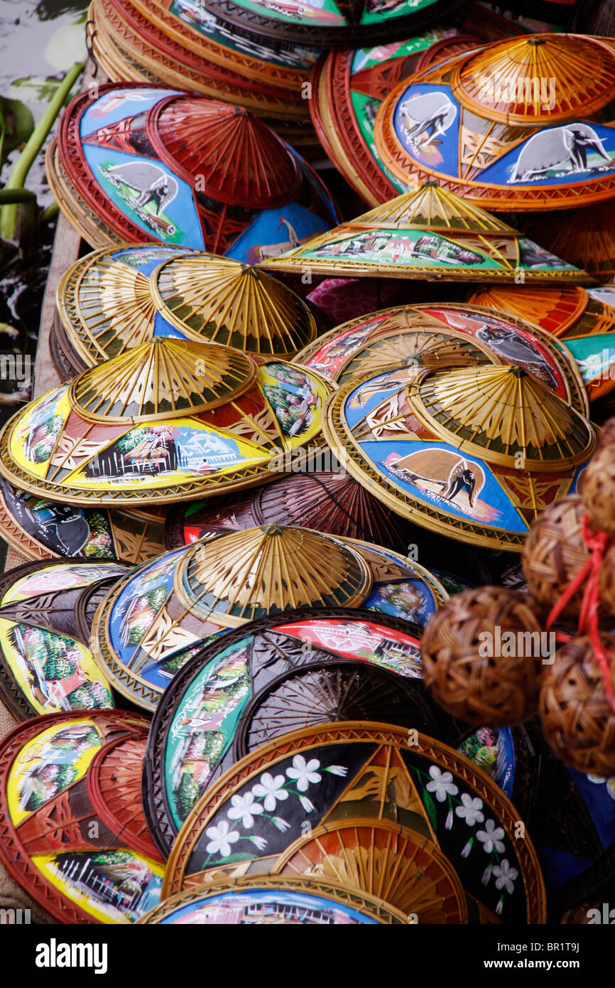 Floating bamboo market hi-res stock photography and images - Alamy