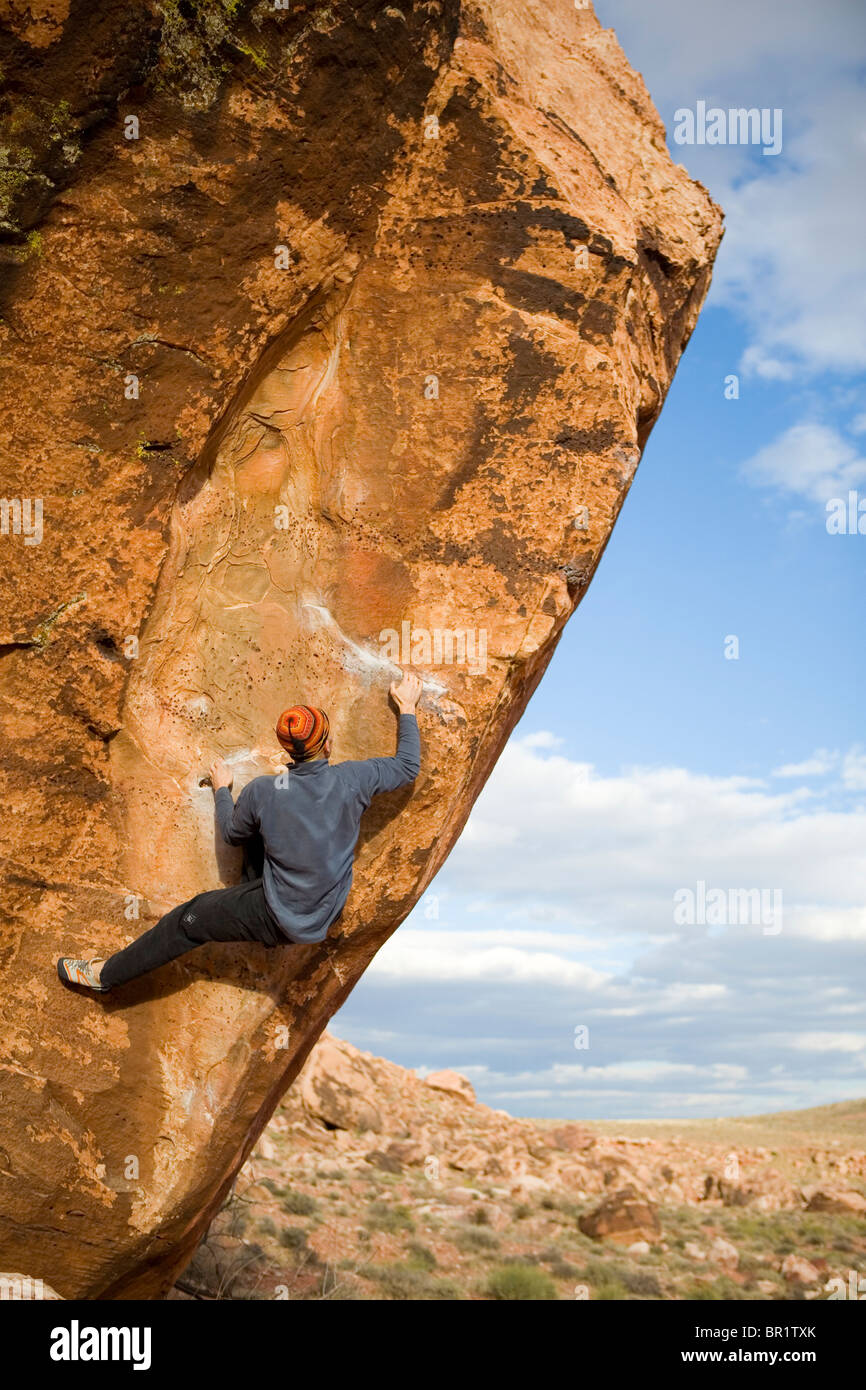 Cube rock climbing hi-res stock photography and images - Alamy