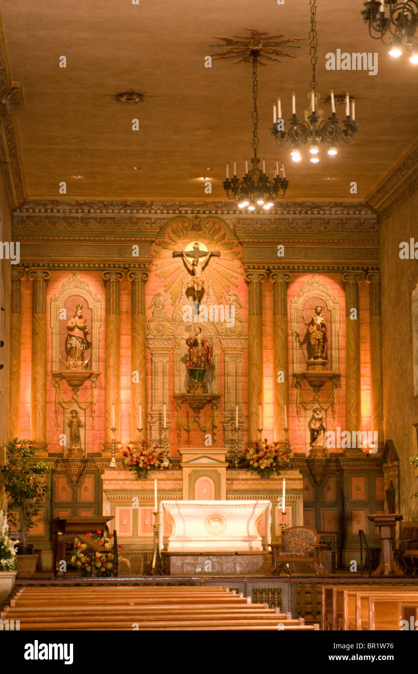 Central Nave And Altar High Resolution Stock Photography and Images - Alamy