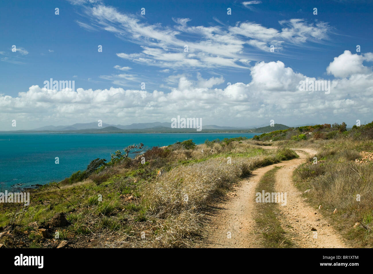 Australia, Queensland, Whitsunday Coast, Bowen. Road atop Flagstaff ...