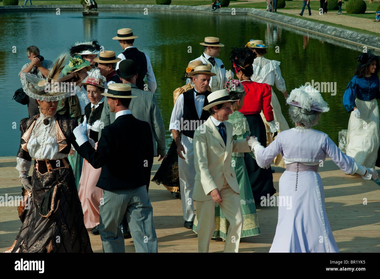 Dressed in elegant hats hi-res stock photography and images - Alamy