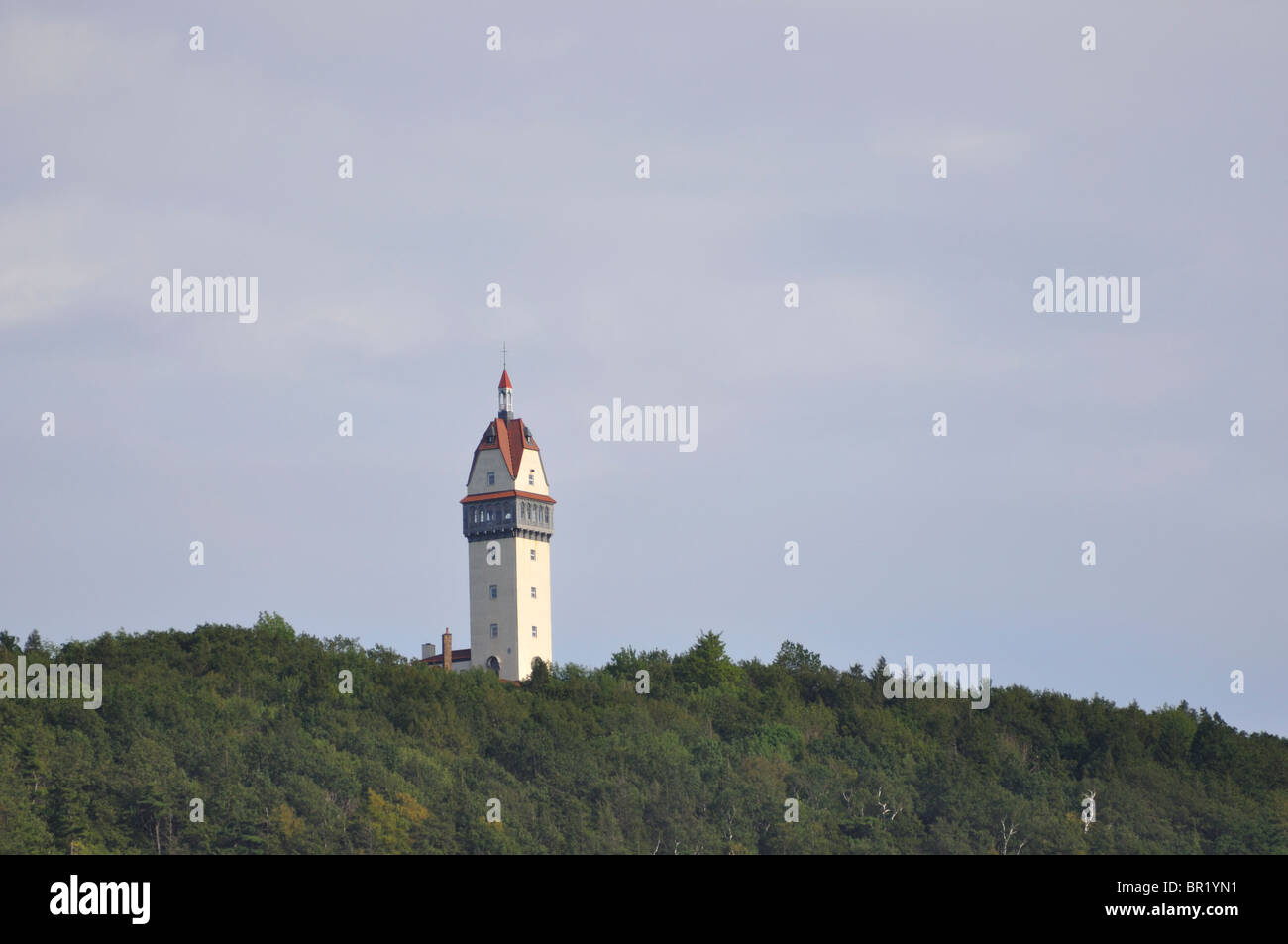 Heublein Tower, Talcott Mountain State Park, Avon, Connecticut, USA ...